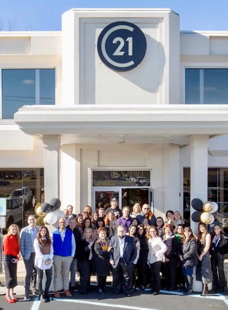 About the Team - Mack-Morris Iris Lurie Inc